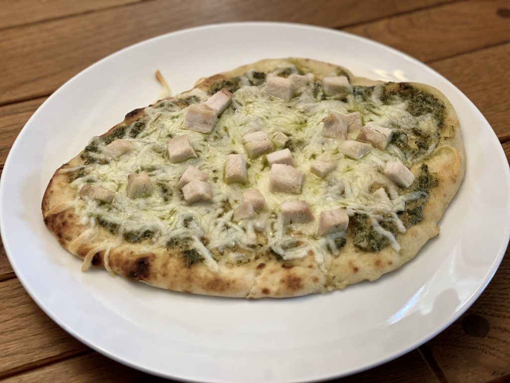 Chicken Pesto Naan Flatbread | Festival Foods Blog